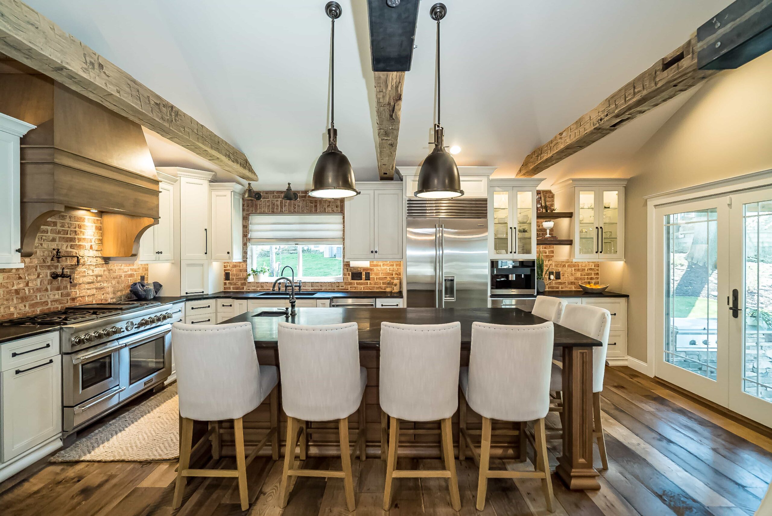 Kassie View Rustic Farmhouse - SK Interiors