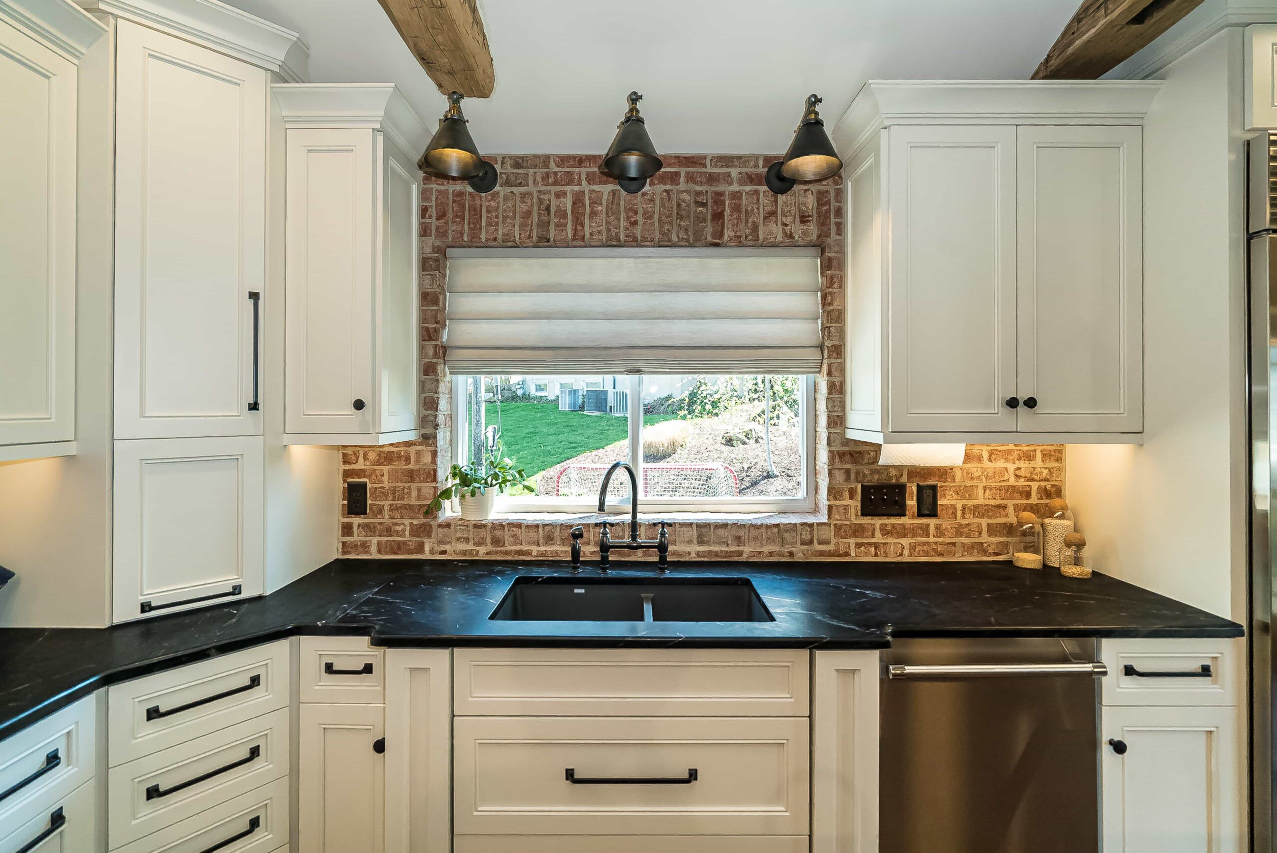 Kassie View Rustic Farmhouse - SK Interiors