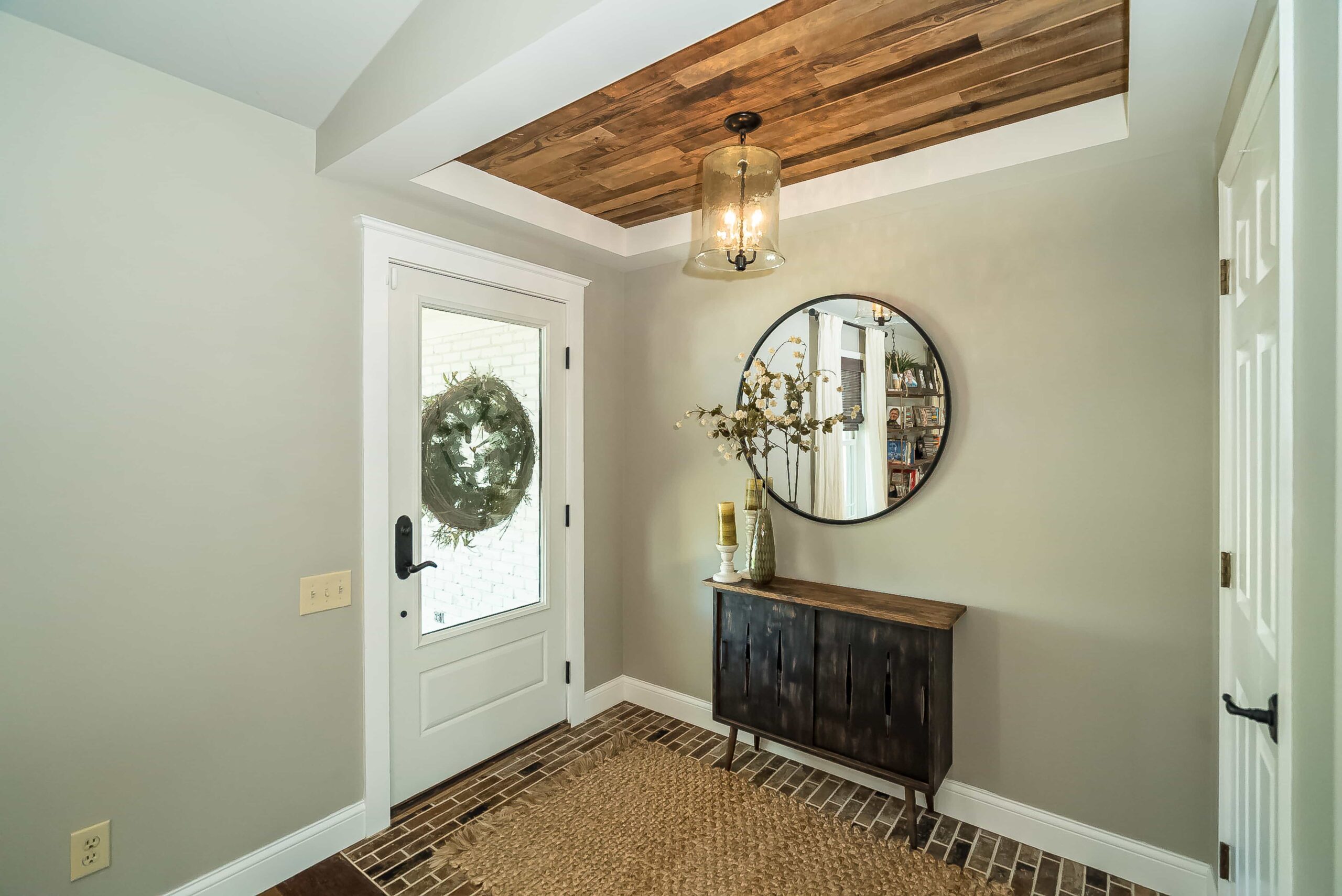 Kassie View Rustic Farmhouse - SK Interiors